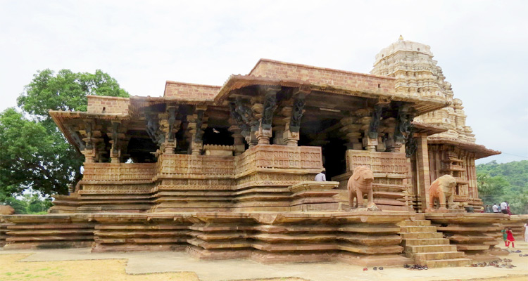 Thousand 1000 Pillar Temple, Warangal / Hanamkonda (History, Built by, Timings, Images, Distance ...